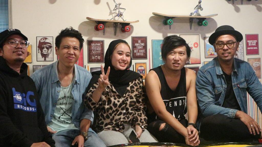 BIG Records Asia Luncurkan Album Terbaru Group Band H.U.E Yang Bertajuk ...